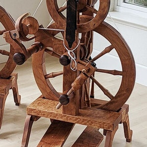 Emily Accelerated Spinning Wheel 2304 - Etsy