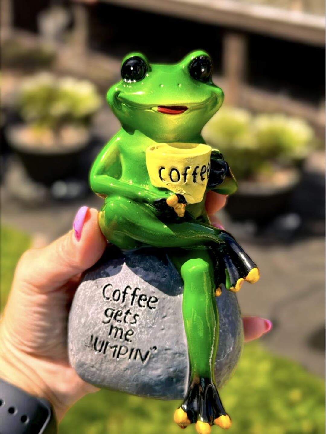 Frog Drinking Coffee Statue Frog Figure Green Frog Drinking Coffee ...