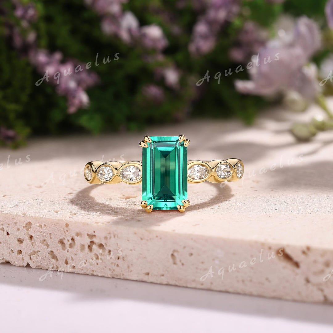 Unique Emerald Cut Emerald Engagement Ring Yellow Gold Moissanite ...