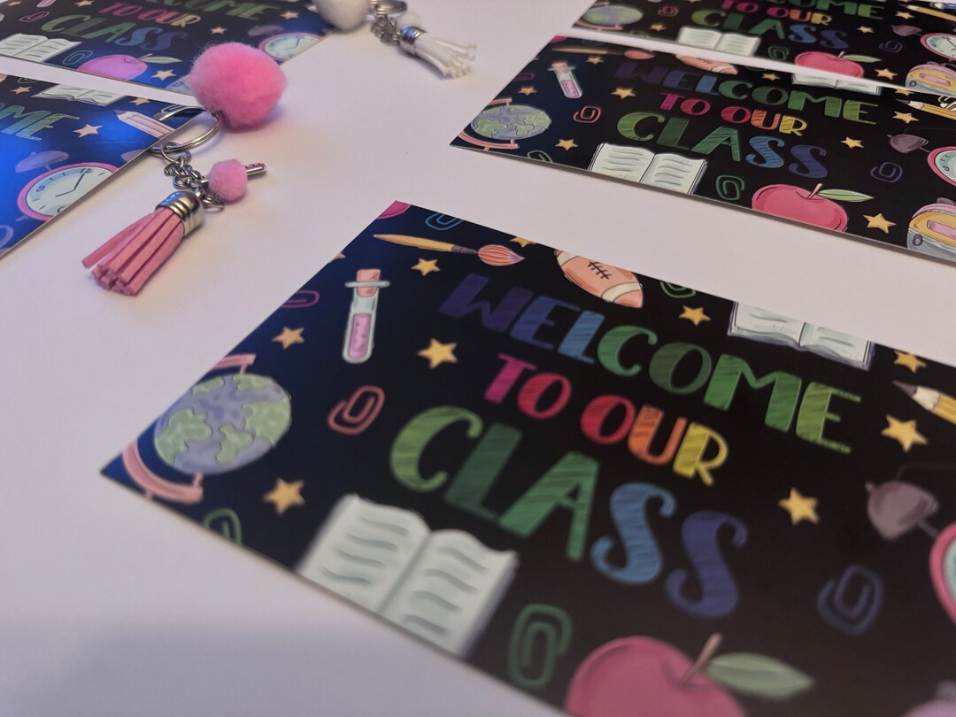 Set of 25 First Day of School Gifts for Students Variety of Keychains ...