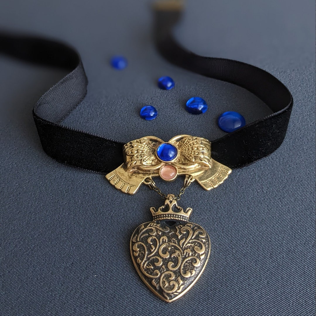 Vintage Style Heart Charm, Black Velvet Choker Necklace for Women ...