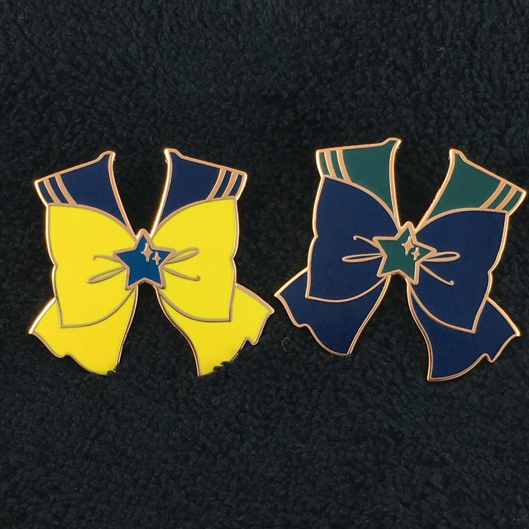 Neptune + Uranus Bow Pin Set - Etsy