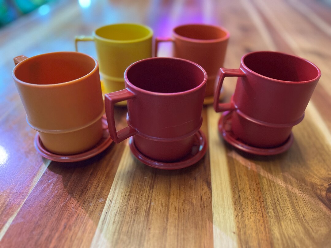Vintage Tupperware Mugs/ Vintage Kitchenware /retro Houseware - Etsy