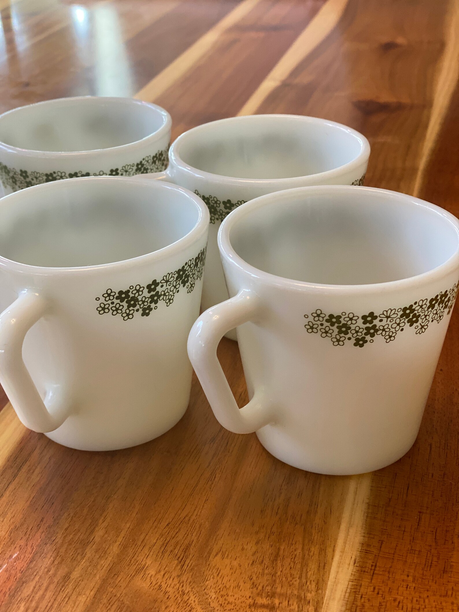 Vintage 70s Pyrex "spring Blossom" Coffee Tea Cups Crazy Daisy Green ...