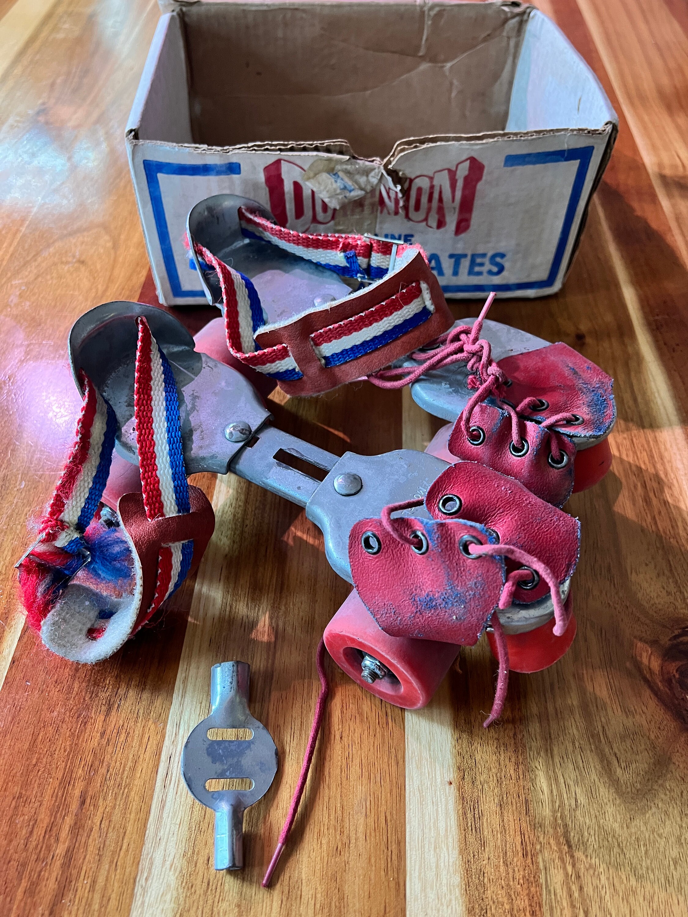 Vintage Dominion Sun-line Roller Skates Adjustable Canadian Canada ...