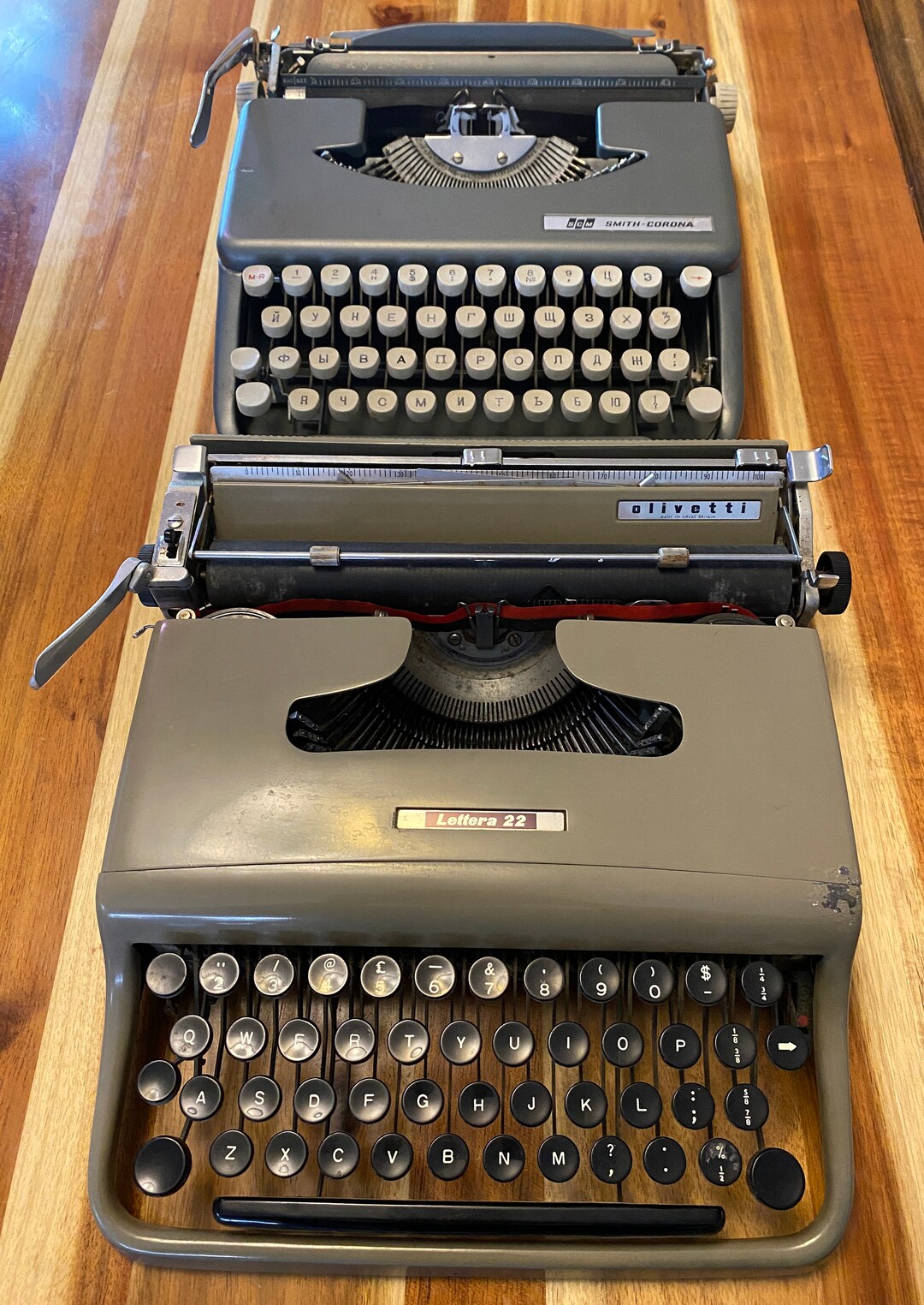 Vintage Rare Olivetti Lettera 22 Typewriter , Glasgow, Made in Great ...