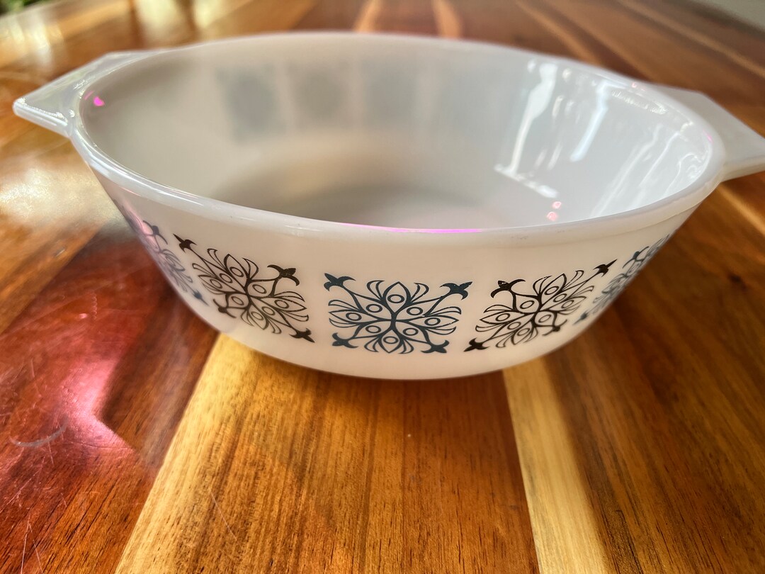 Vintage JAJ Pyrex Chelsea Design Deep Casserole Dish / 60s / Retro ...