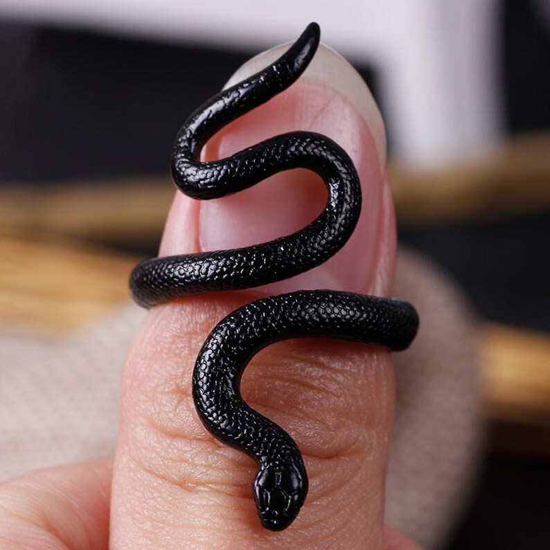 Black Snake Ring Adjustable Serpent Ring, Serpent Ring, Witchcraft ...