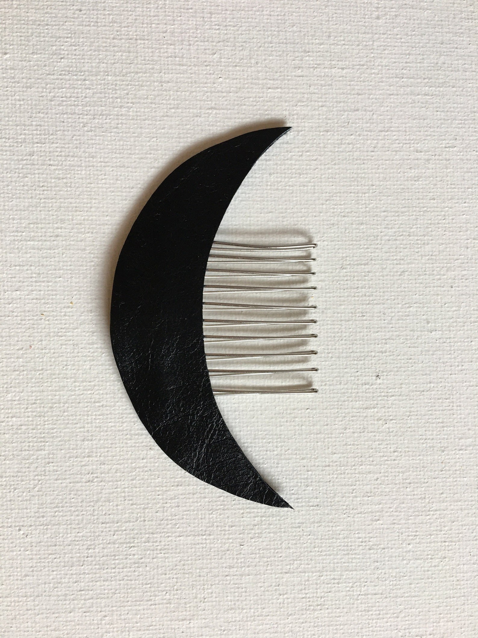 Leather Crescent Moon Celestial Hair Comb - Etsy Israel