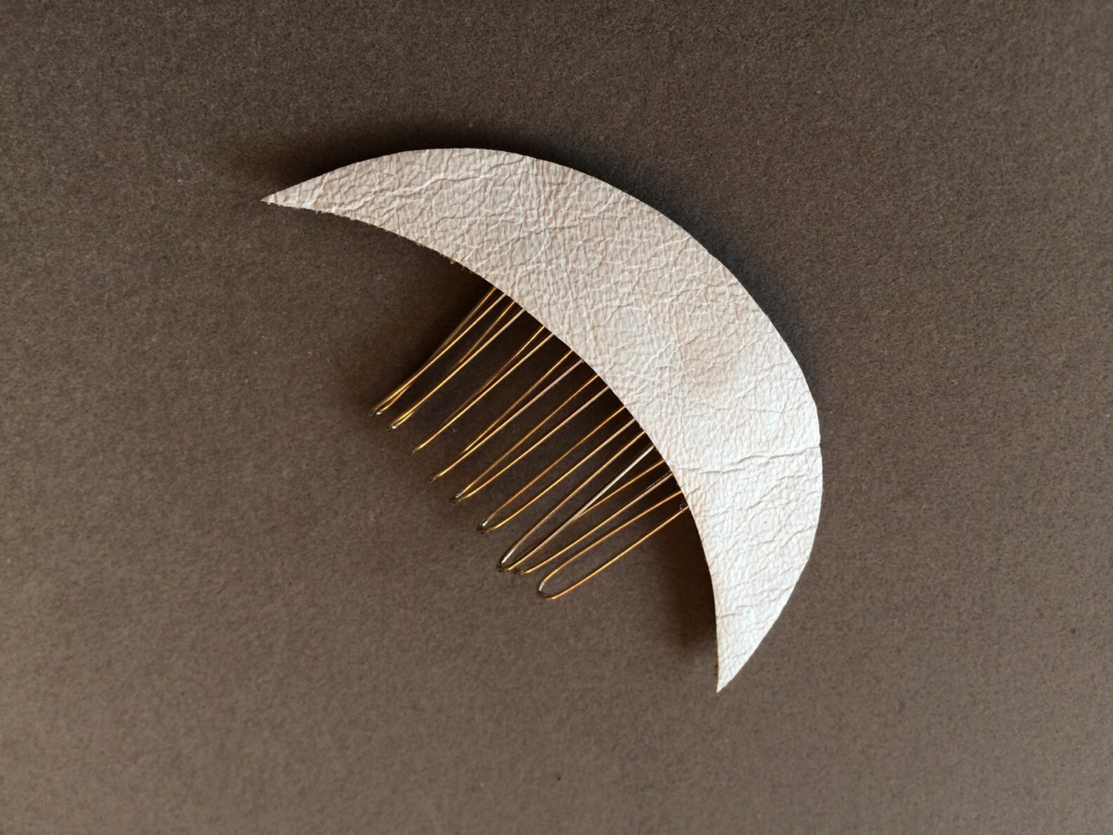 Leather Crescent Moon Celestial Hair Comb - Etsy Israel
