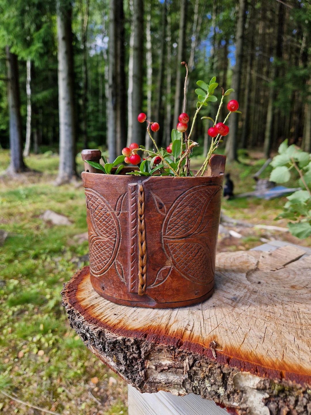 Antique Norwegian Bentwood Tine Box | Kolrosing-inspired Carved Roses ...