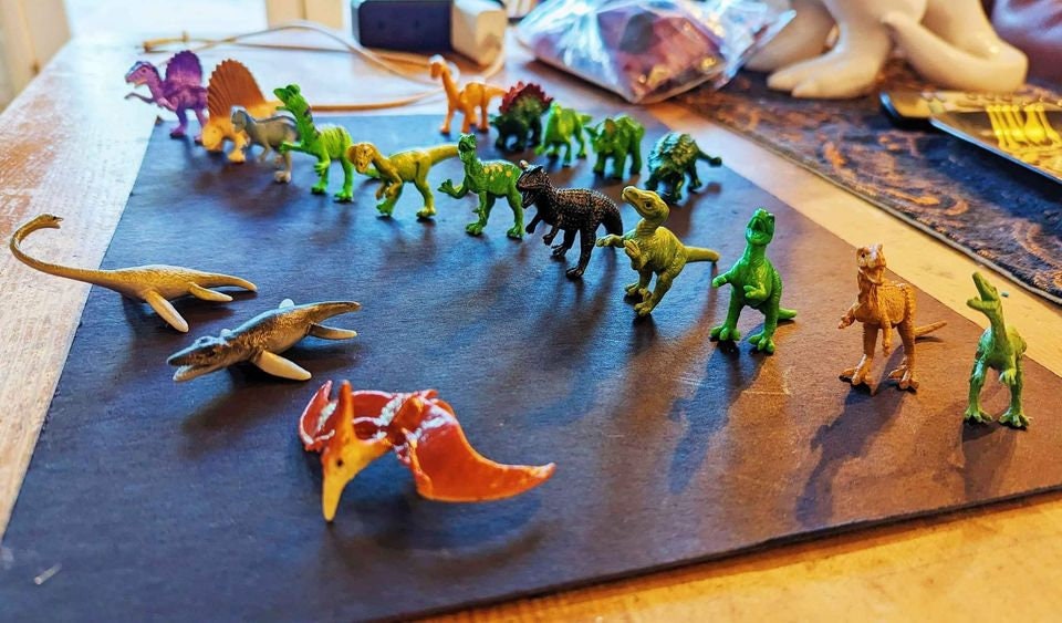 Mini Dinorama - Carnotaurus - Etsy