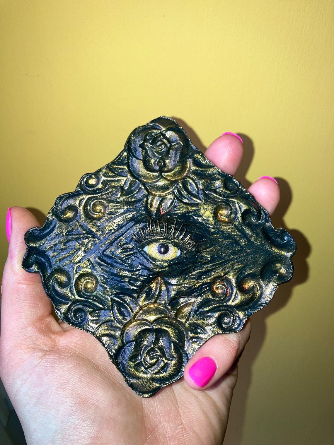 Creepy Gothic Eye Art Sculpture - Etsy