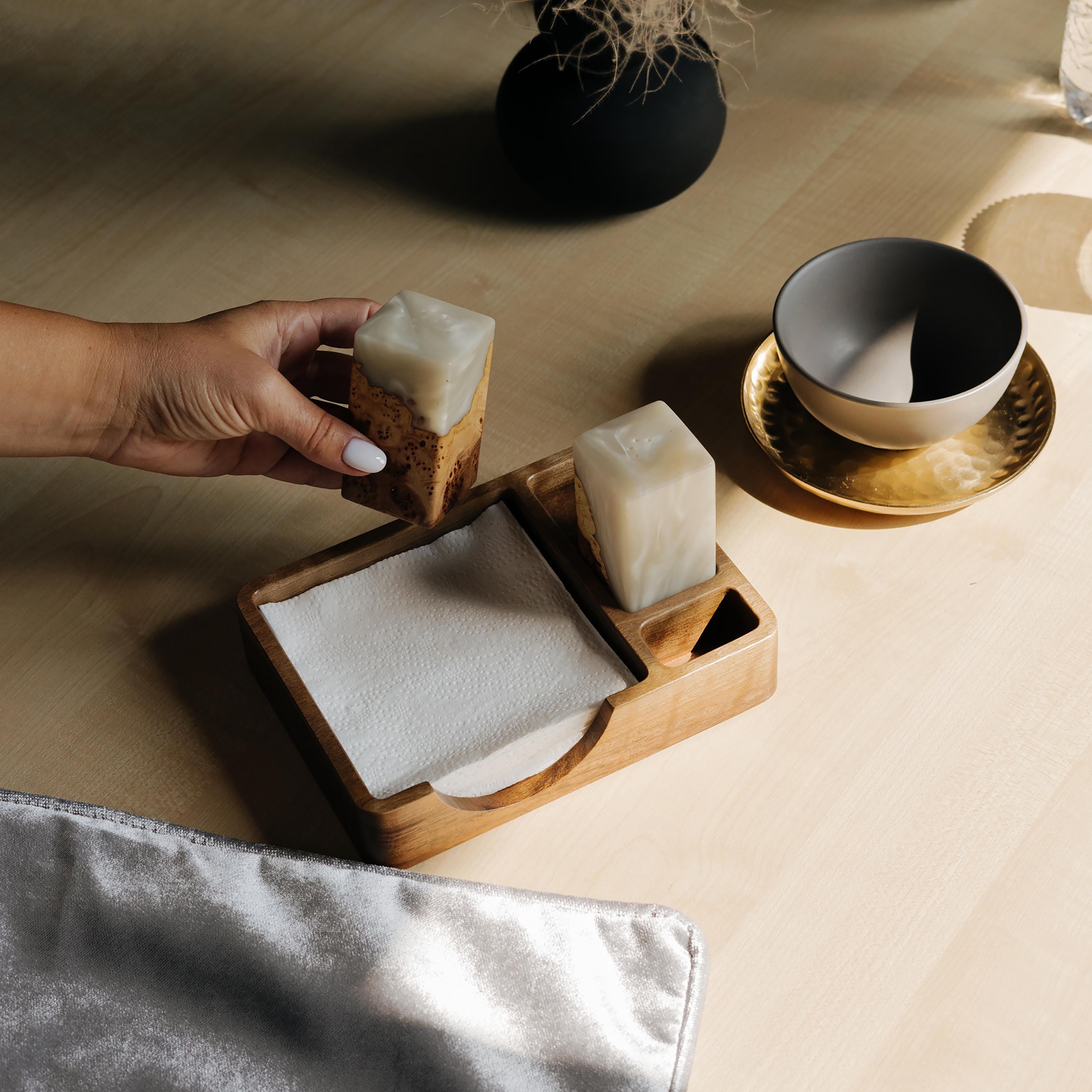 Rustic Wood & Epoxy Resin Salt Pepper Shakers With Napkin, Toothpick ...