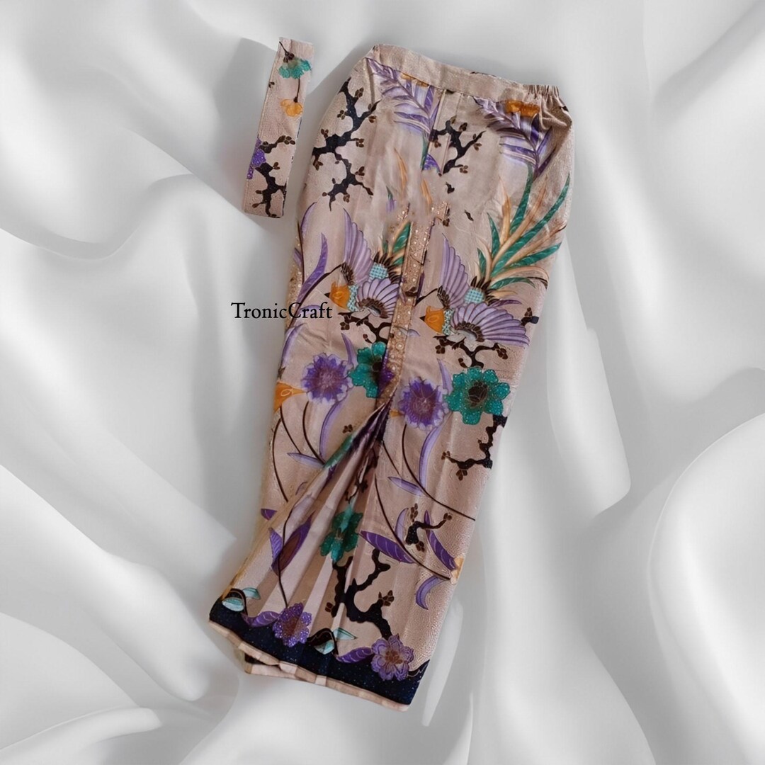 Batik Wiru Wiron Skirt With Kamen Style and Span Fit,batik Pattern ...