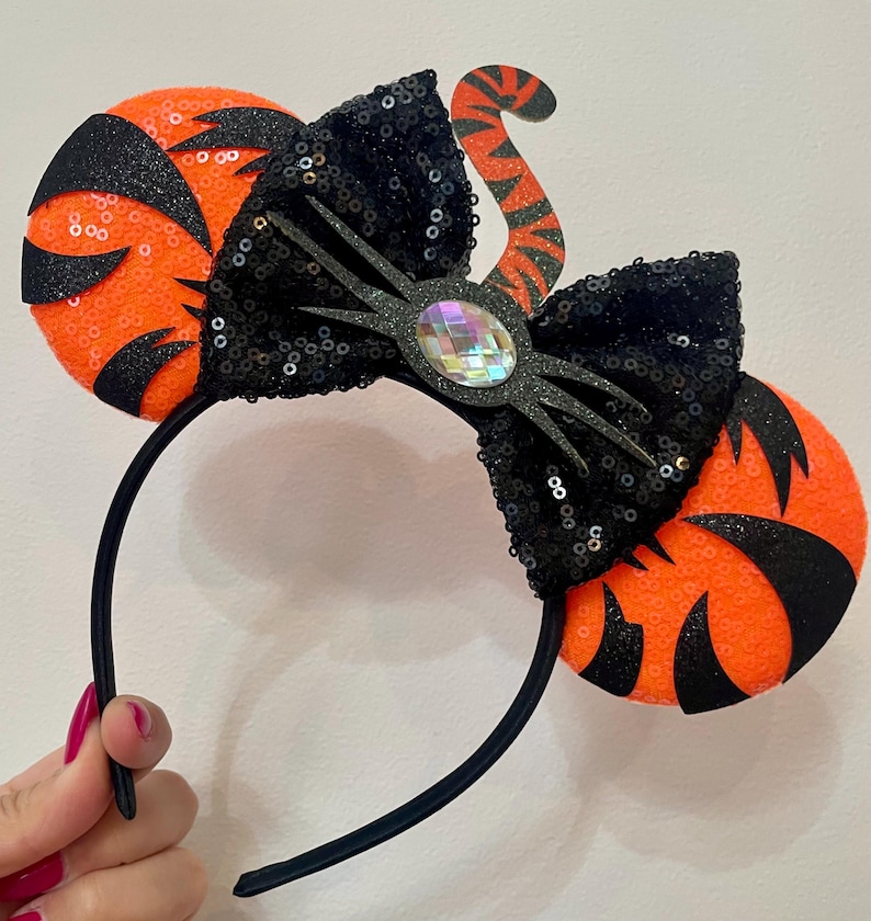 Winnie the Pooh TIGGER Inspired Mickey / Minnie Ears Headband. - Etsy