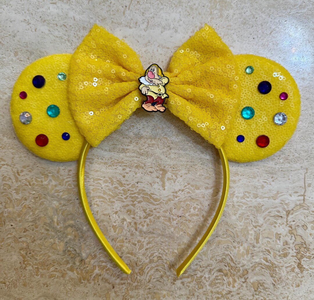 Snow White and the 7 Dwarfs Inspired Mickey / Minnie Mouse Ears ...