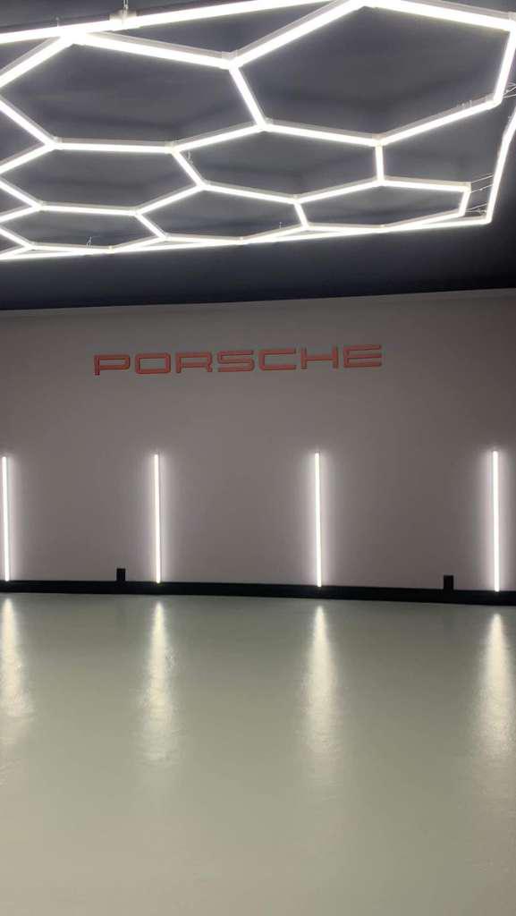 Porsche 911 Turbo Logo & Red Text Logo Wall Sign 9ft / 280cm XXL Metal ...