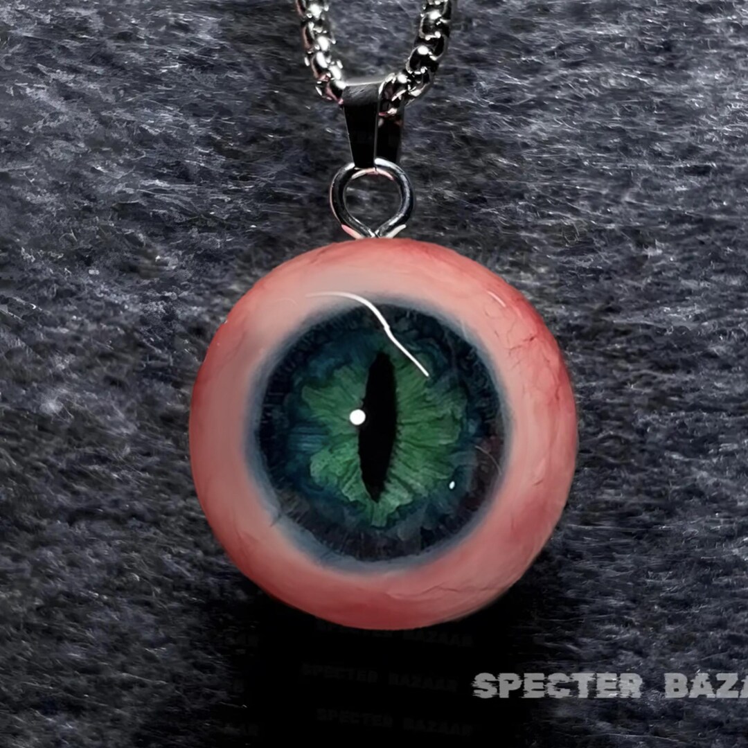 Resin Green Eyeball Jewelry, Eyeball Pendant, Gothic Charm Necklaces ...