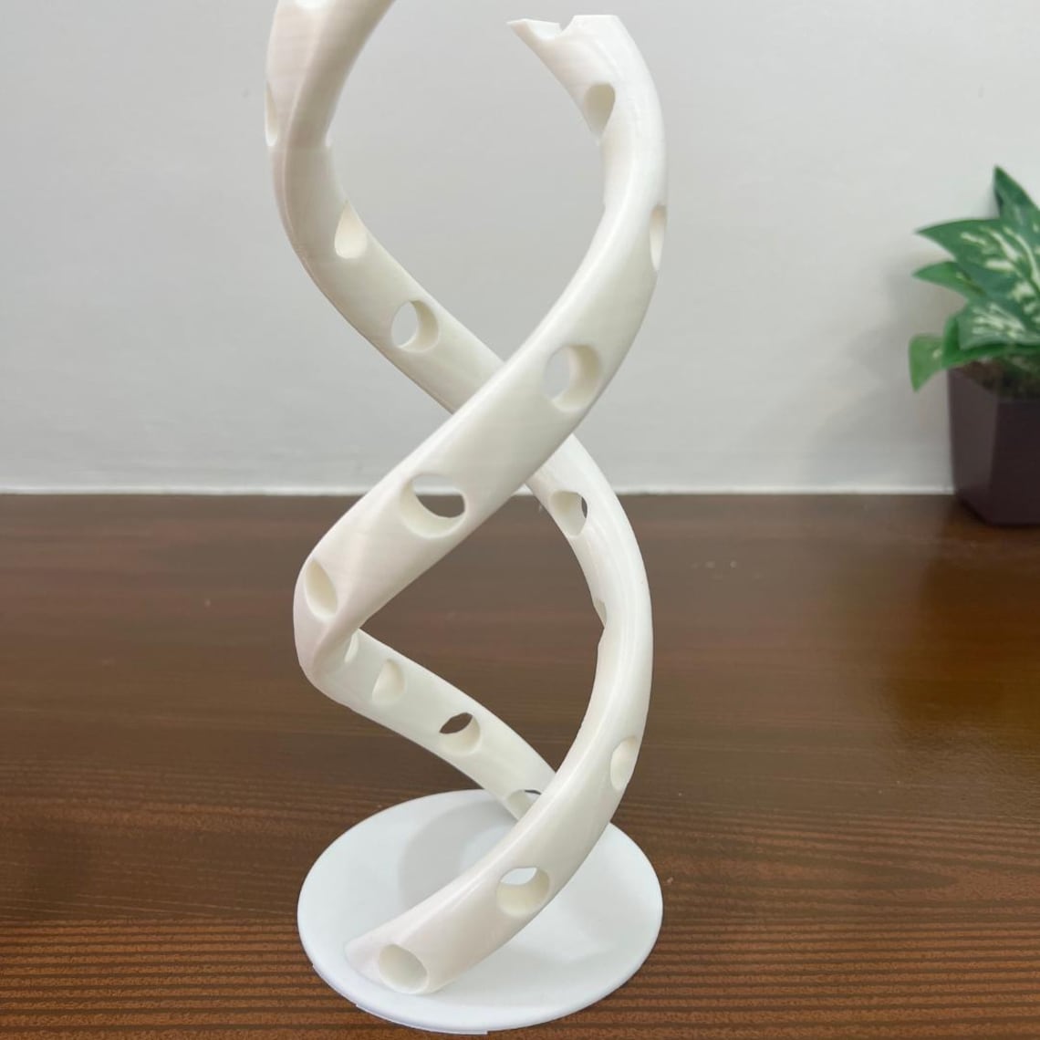 3D Printed DNA Pen Holder | Unique Scientific Desk Organizer | Perfect Gift for Science Lovers ...
