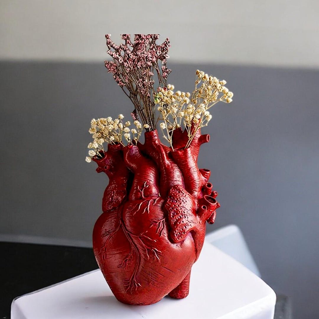 Resin Heart Shape Vase Sculpture Heart-shaped Art Resin Vase Desktop ...