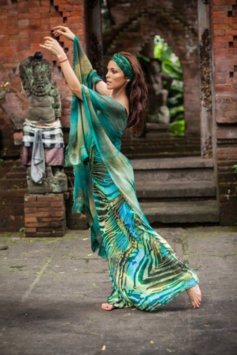 Emerald Green Hand Painted Silk Ruana Boho Wedding Shawl - Etsy