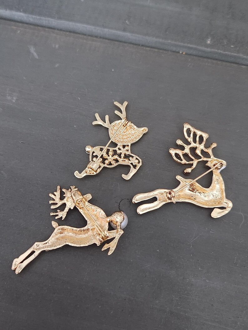 Christmas Brooch, Christmas Reindeer Lapel Pin, Reindeer Brooch ...