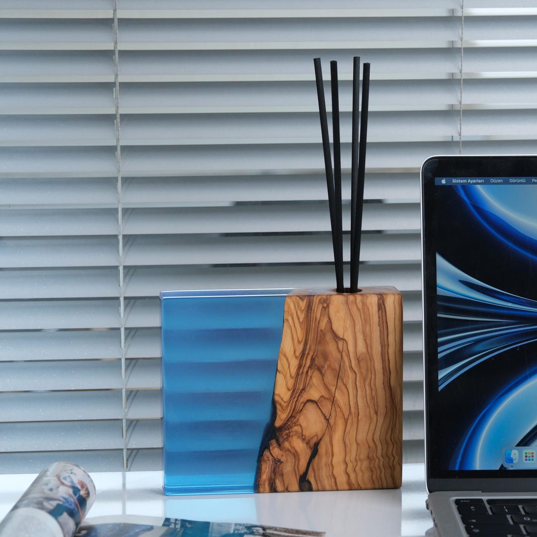 Modern Epoxy Resin Home Fragrance , Handmade Wood Resin Diffuser ...