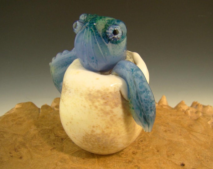 Glass Sculpture Hatching Sea Turtle Sculpture Paperweight Figurine ...