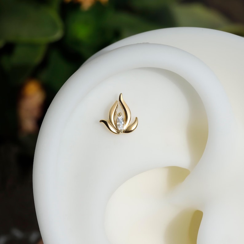 Mini Lotus Threadless Push in Helix Stud, Sterling Silver Cartilage ...