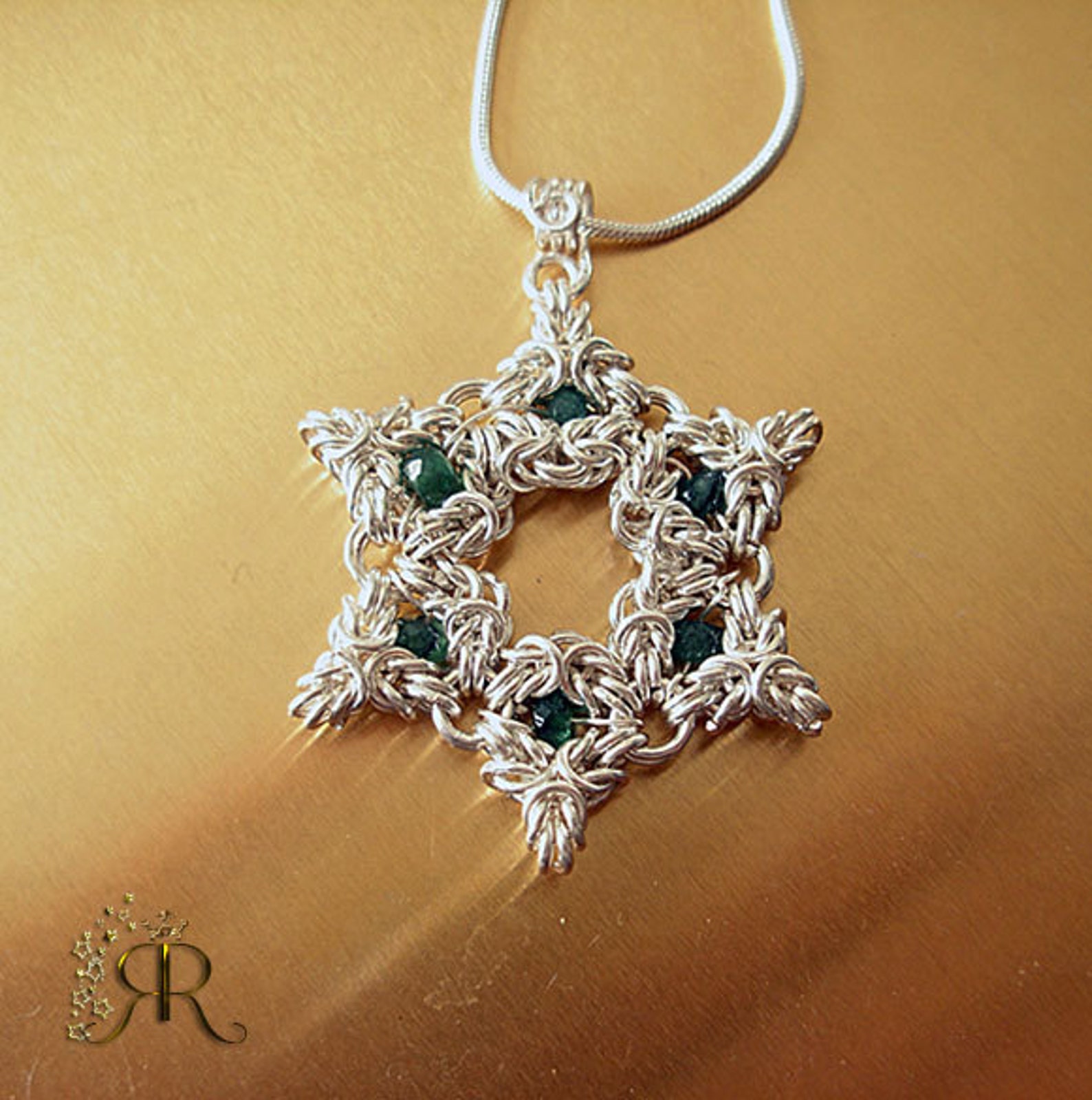 Sterling Silver Star of David Pendant With Emerald Gemstones - Etsy Canada