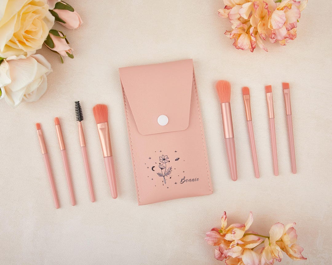Personalised Birth Flower Makeup Brush Set, Bridesmaid Makeup Brush ...