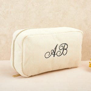 Monogramed Makeup Bag, Personalized Toiletry Pouch, Embroidered ...
