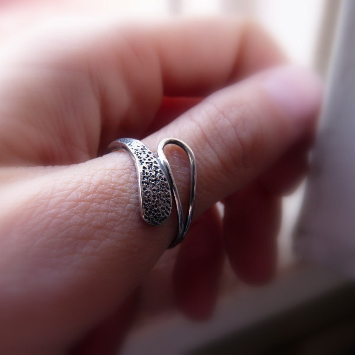 Gotas ring with texture Sterling silver Made to order in | Etsy