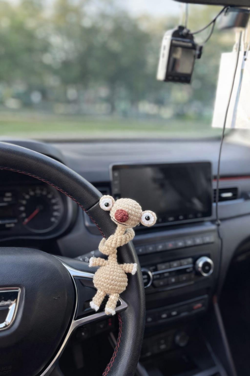 Crochet Sid Keychain ,handmade Amigurumi Movie Charm,sloth, Ice Age ...