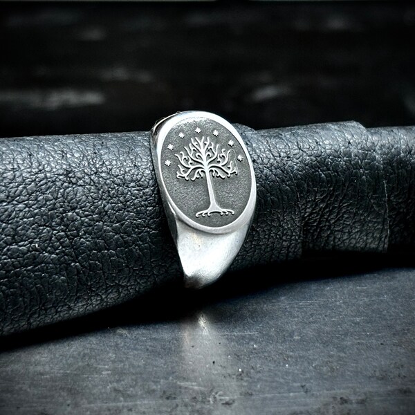Tree Signet Ring - Etsy