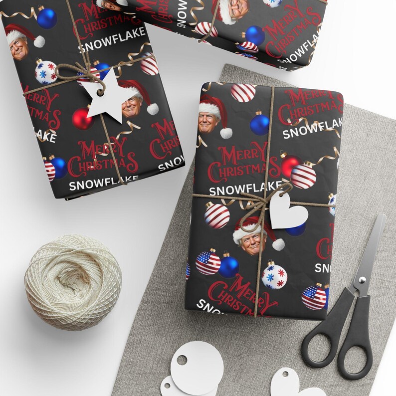 Trump Christmas Wrapping Paper | Trump Gift |merry Christmas Snowflake ...