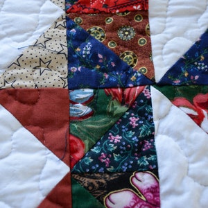 Mini Quilt or Mug Rug Table Mat - Scrappy Triangles - Etsy