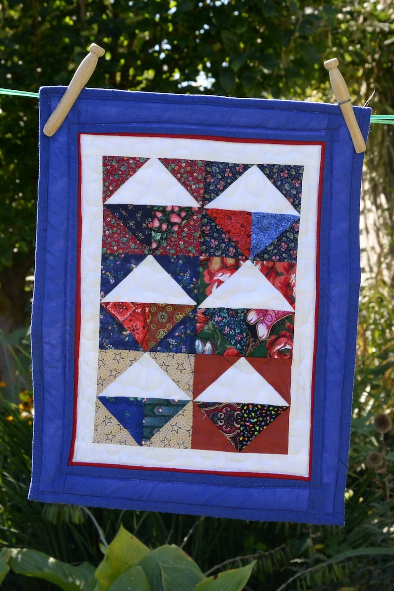 Mini Quilt or Mug Rug Table Mat Scrappy Triangles - Etsy