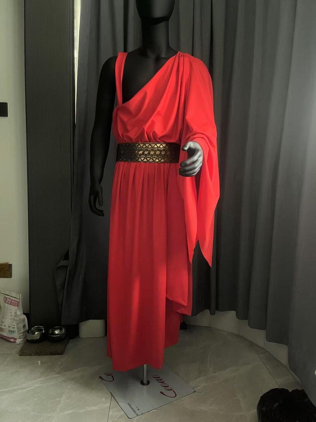 Roman Style Red Toga | Men Classic Historical Medieval Costume ...