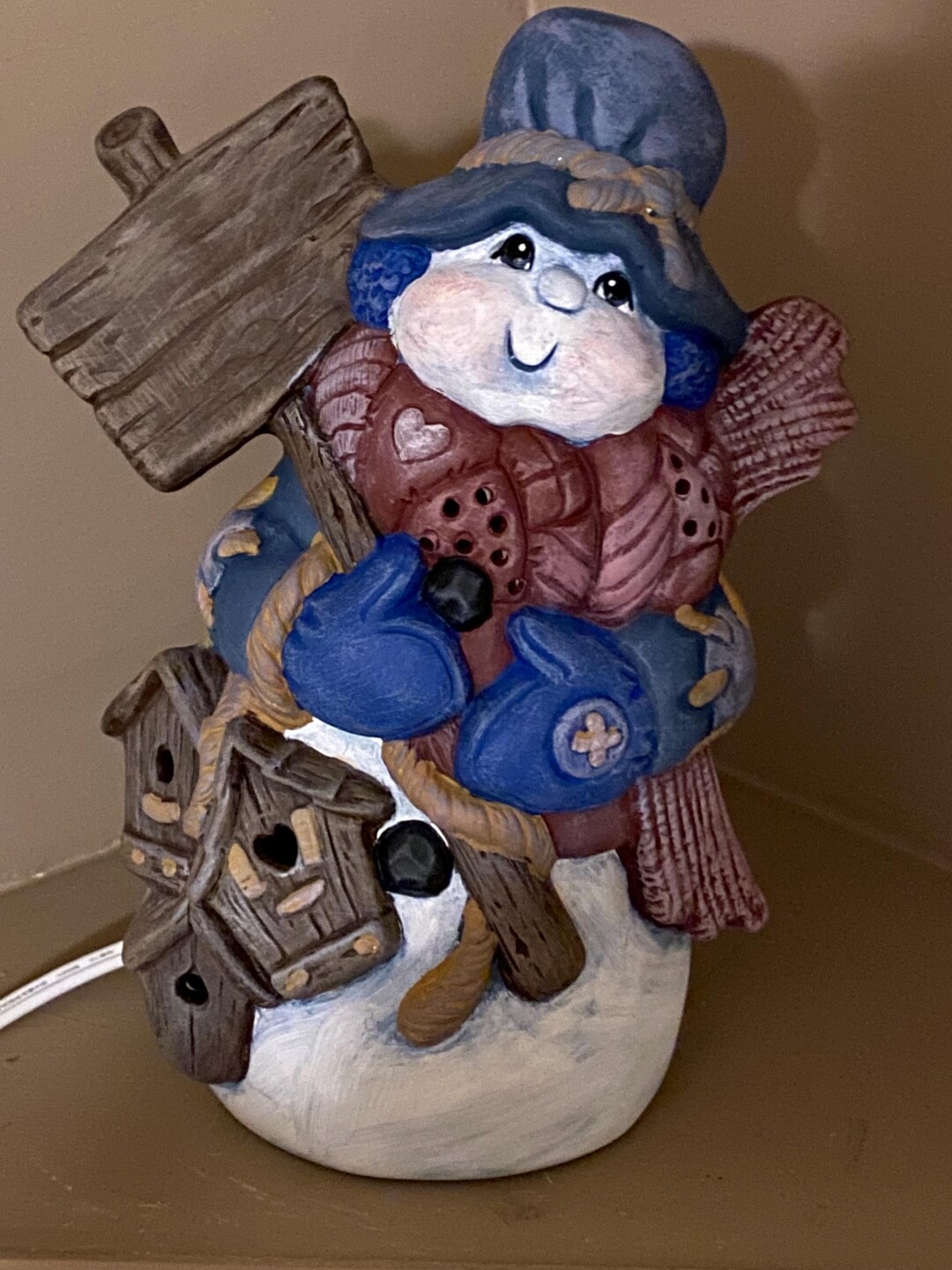 CERAMIC Tabletop SNOWMAN With a Christmas Tree With Clear Lites. It ...