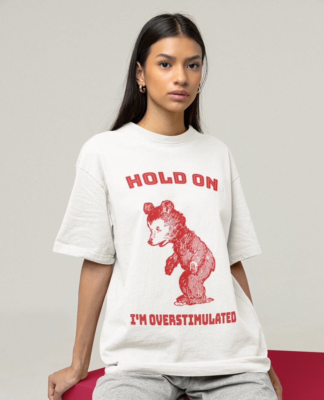 Hold On I'm Overstimulated Shirt-camisetas gráficas divertidas, camisa ...