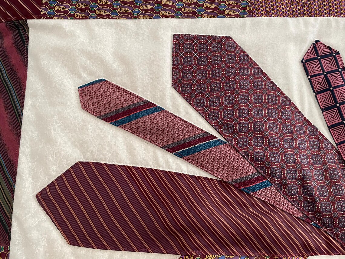 PDF Pattern 8 Necktie Wreath Memory Quilt - Etsy Canada