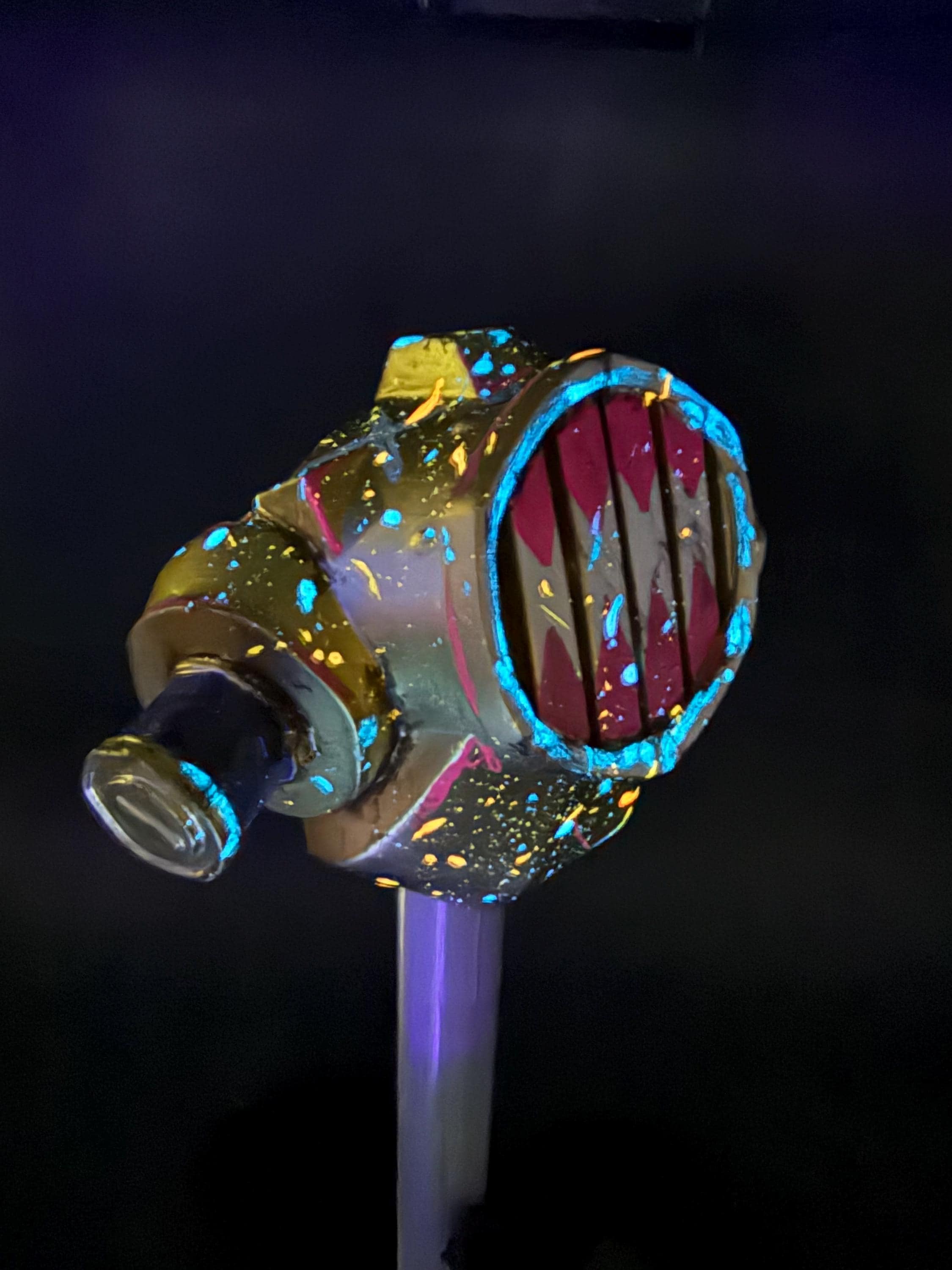 Jinx Gas Mask Replica – 3D Printed Glows in the Dark – Arcane Inspired ...
