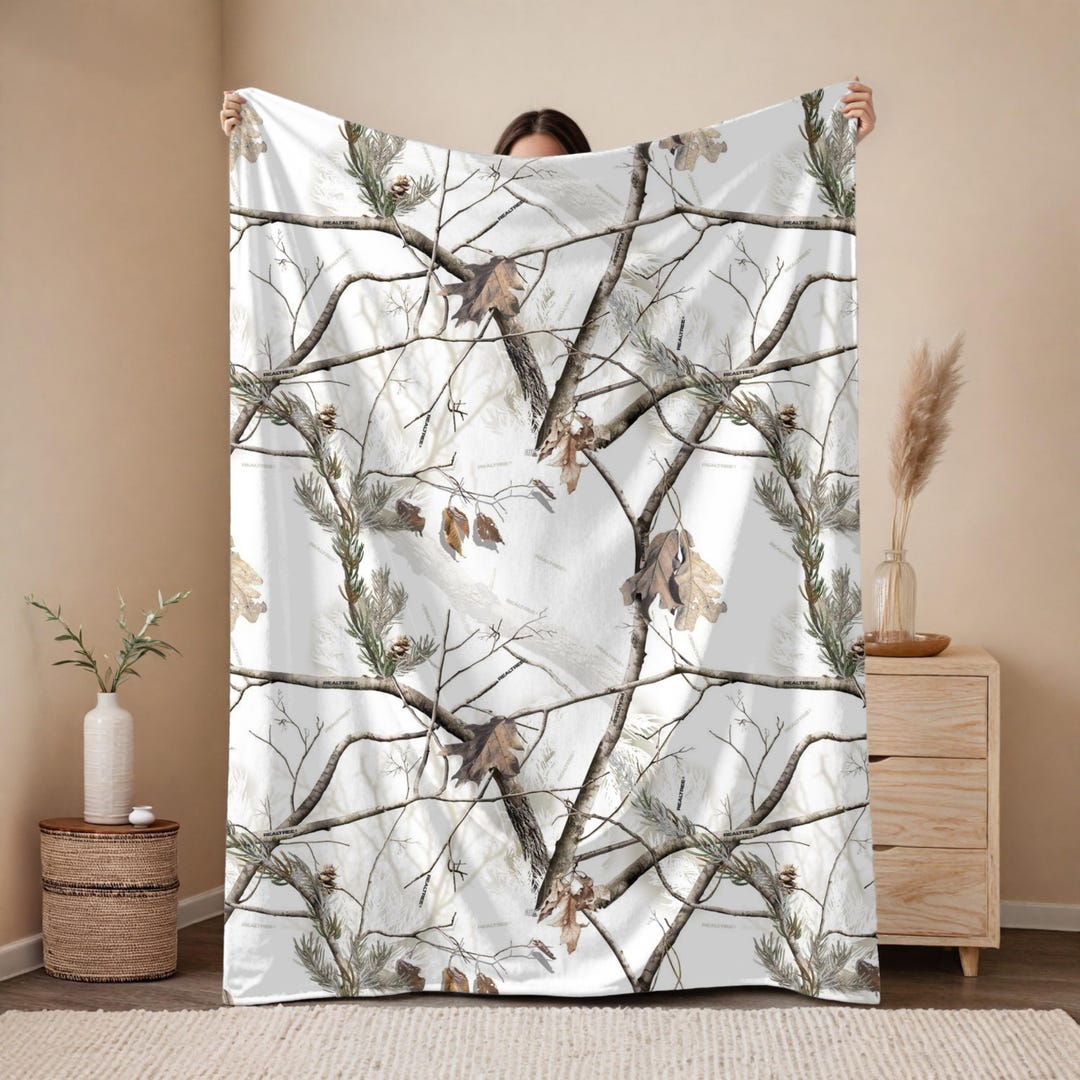 Realtree Camo Fleece Throw Blanket: Hunter Gift, Outdoorsman Decor - Etsy