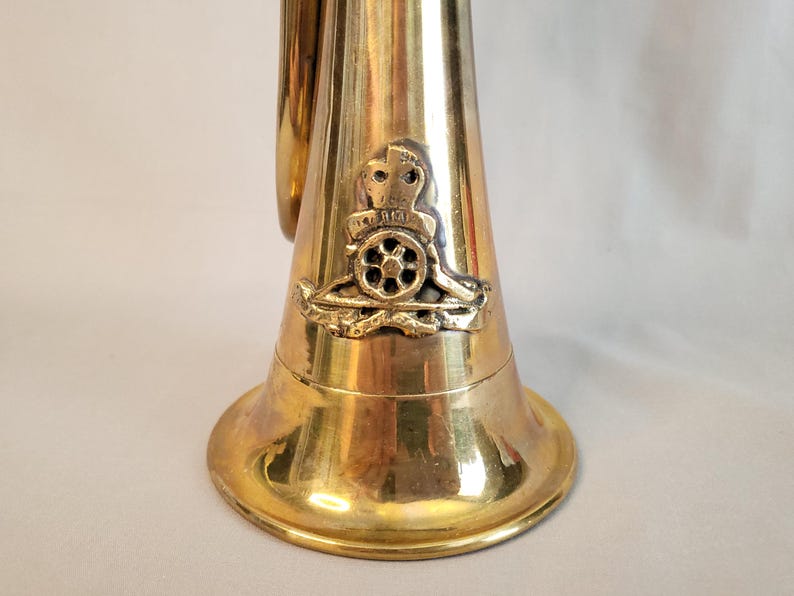 Vintage Decorative Brass Bugle Rep | WW2 British Royal Artillery ...