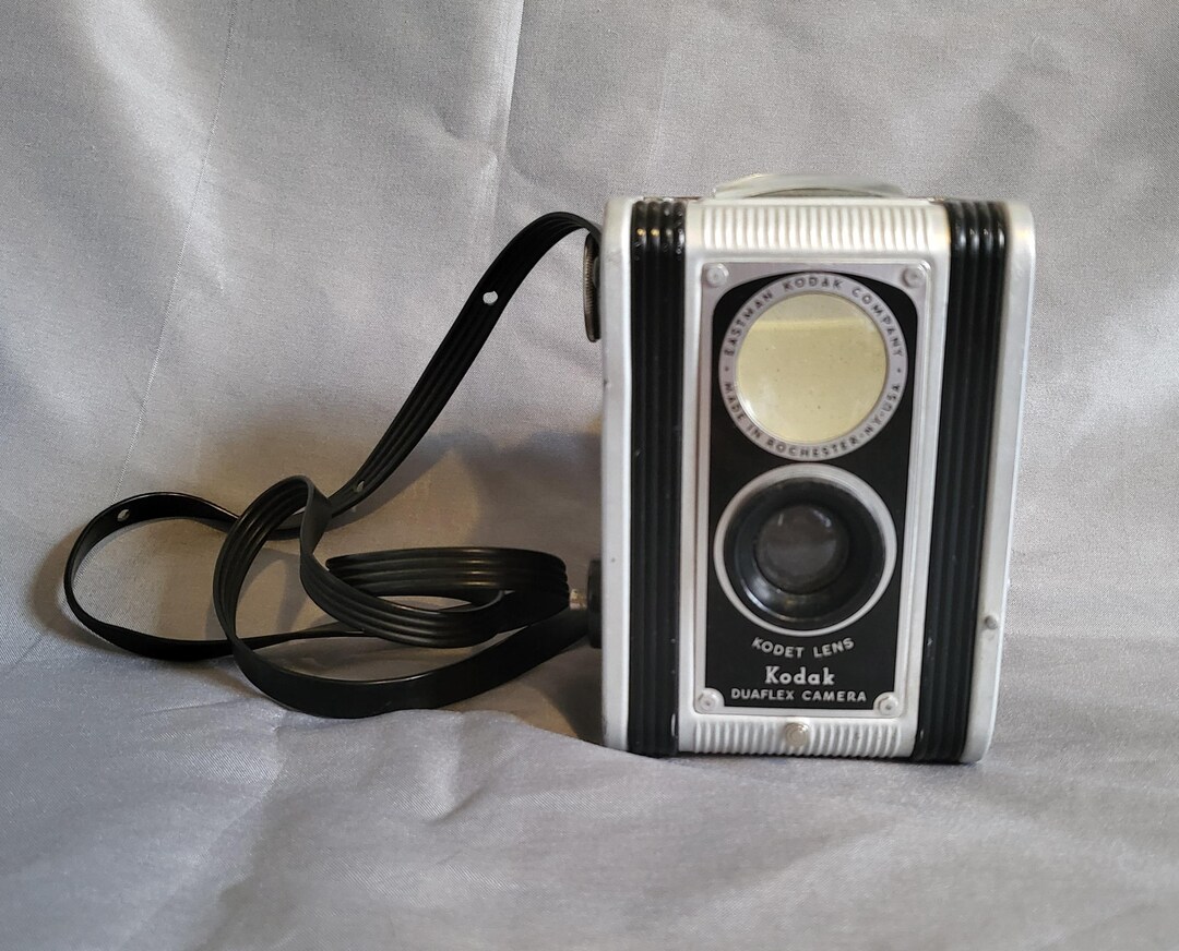 Vintage Kodak Duaflex 1 Camera 1940s Art Deco Mid Century Not Tested ...