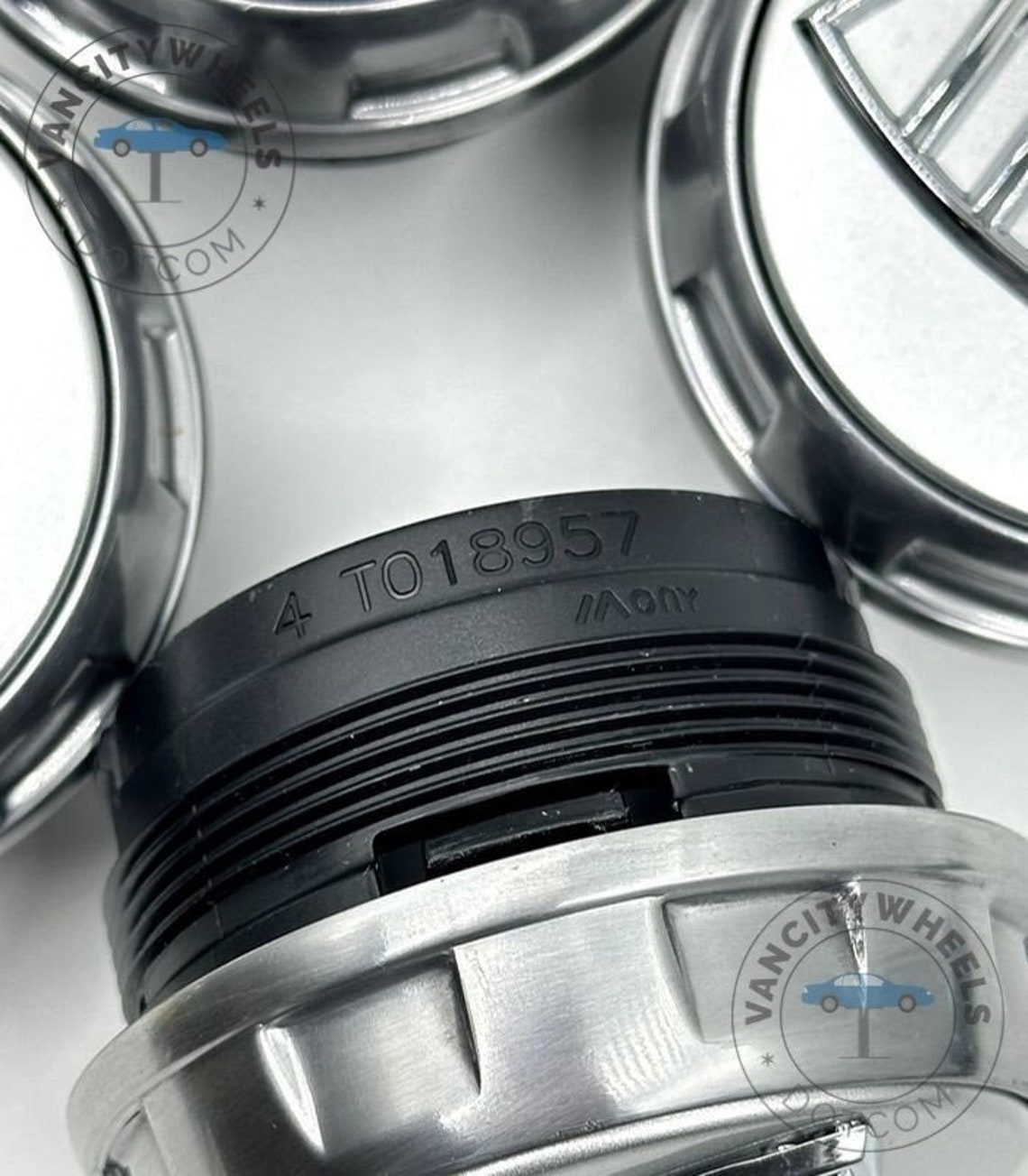 Maybach 66mm Surround Wheel Center Cap in Chrome, W205 W213 W218 Wheel ...