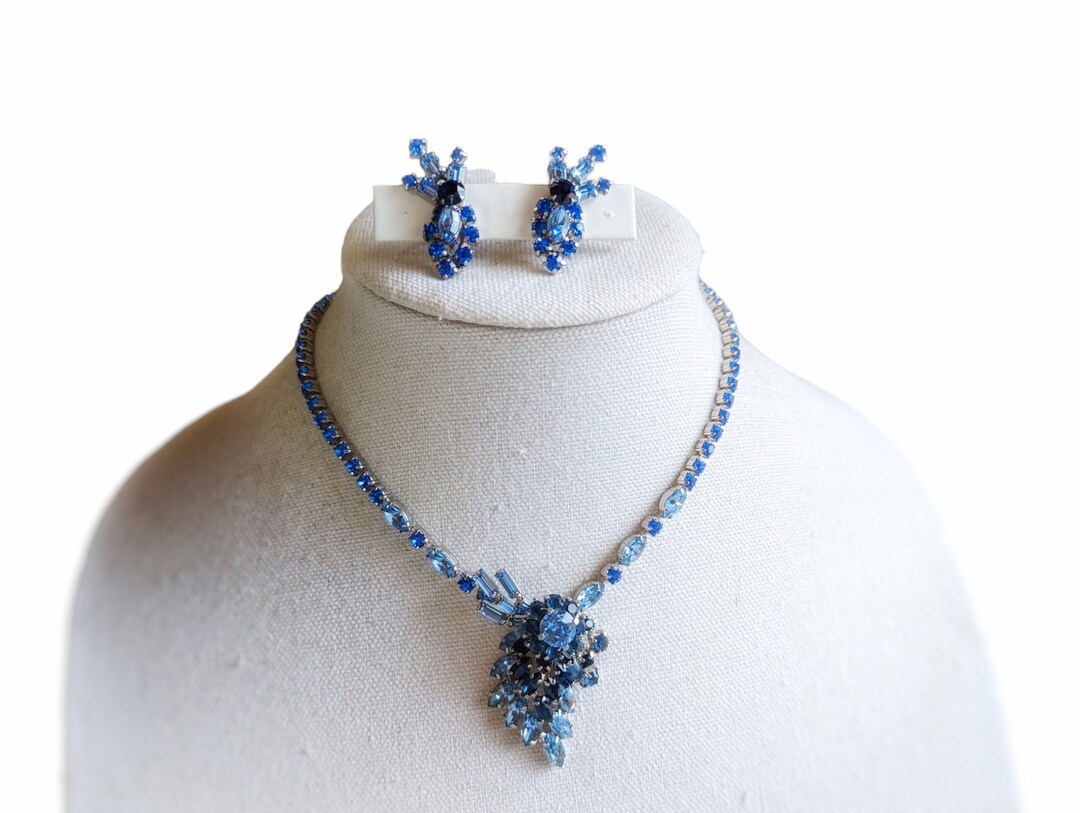 OUTSTANDING Shades of Blue Tiered Crystal Rhinestone Unsigned Necklace ...