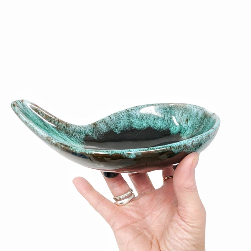 Canuck Pottery - Etsy Canada